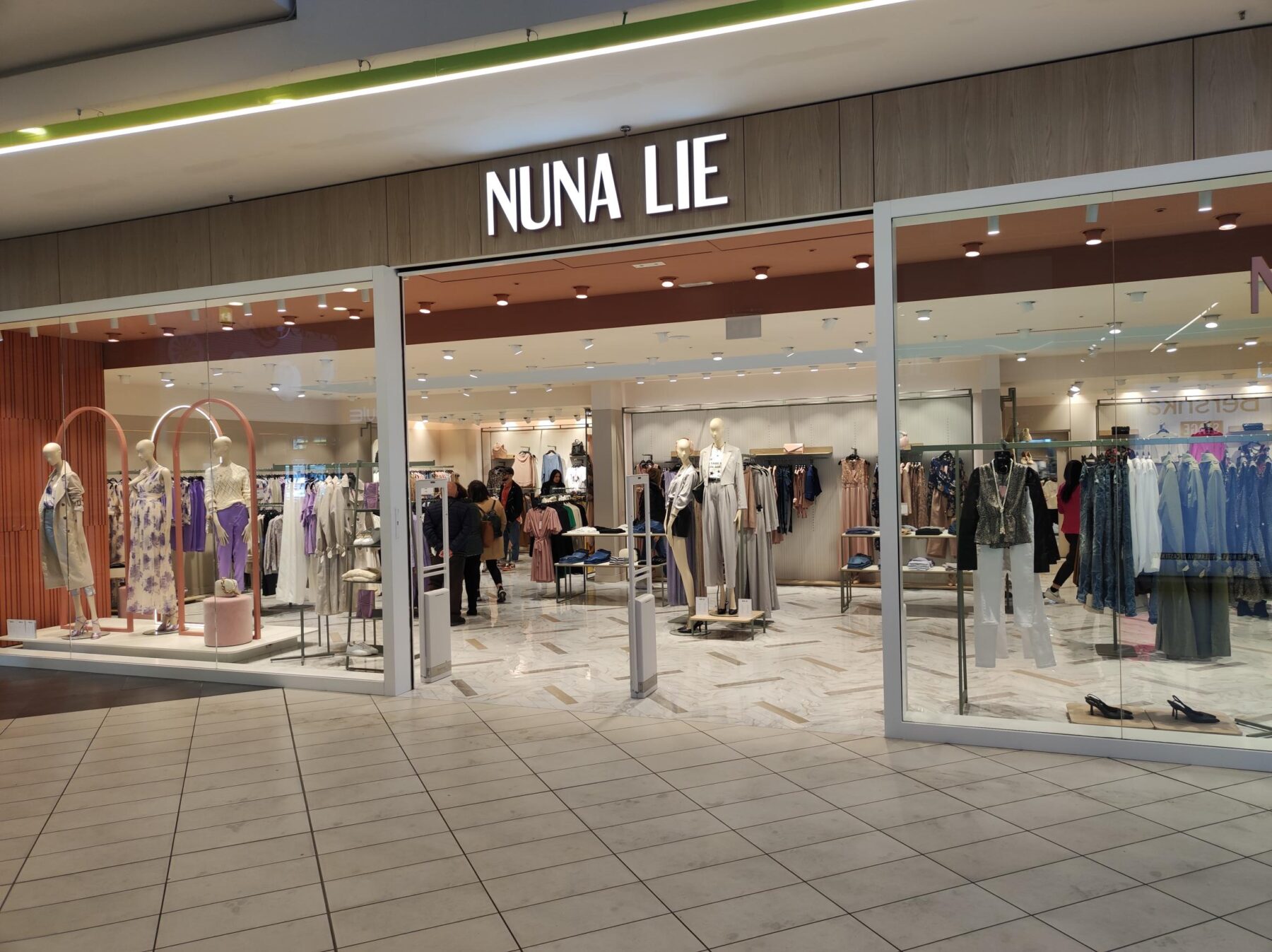 Nuna Lie - Centronova - Centro Commerciale Villanova di Castenaso - Bologna